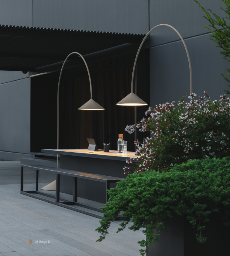 Out (outdoor) - Eikelenboom