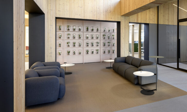 Flat Floor - Eikelenboom